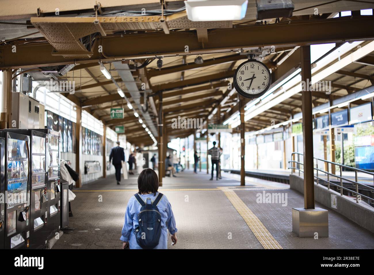 Kamakura railway station hi-res stock photography and images - Alamy