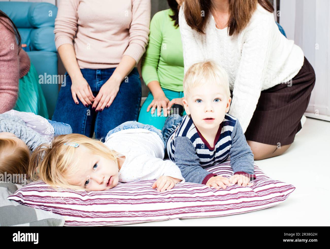 Group babies hi-res stock photography and images - Alamy
