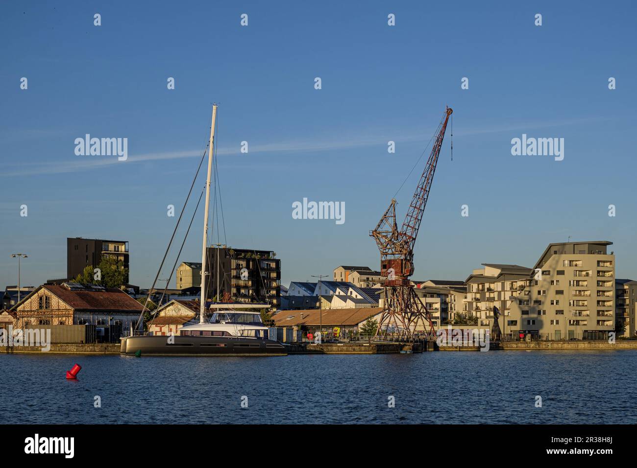 FRANCE. GIRONDE (33). BORDEAUX. THE BASSINS A FLOT SITE BROUGHT ...