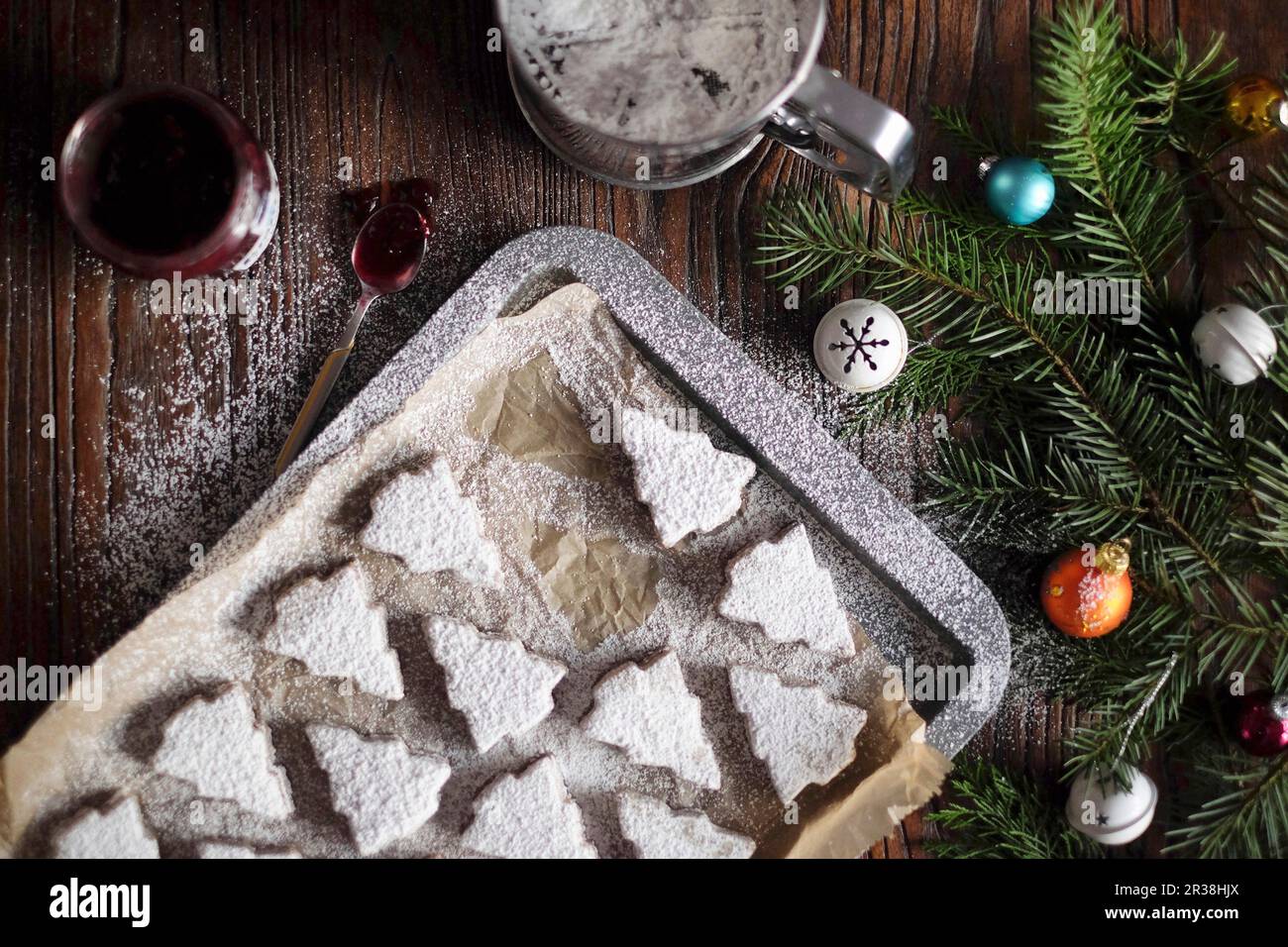 Christmas trees tin hi-res stock photography and images - Alamy