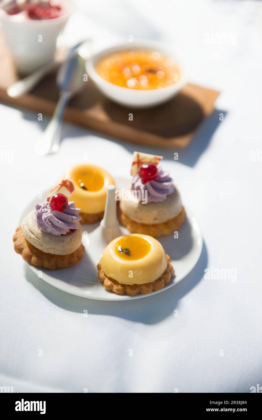 Plate of petit fours cakes hi-res stock photography and images - Alamy