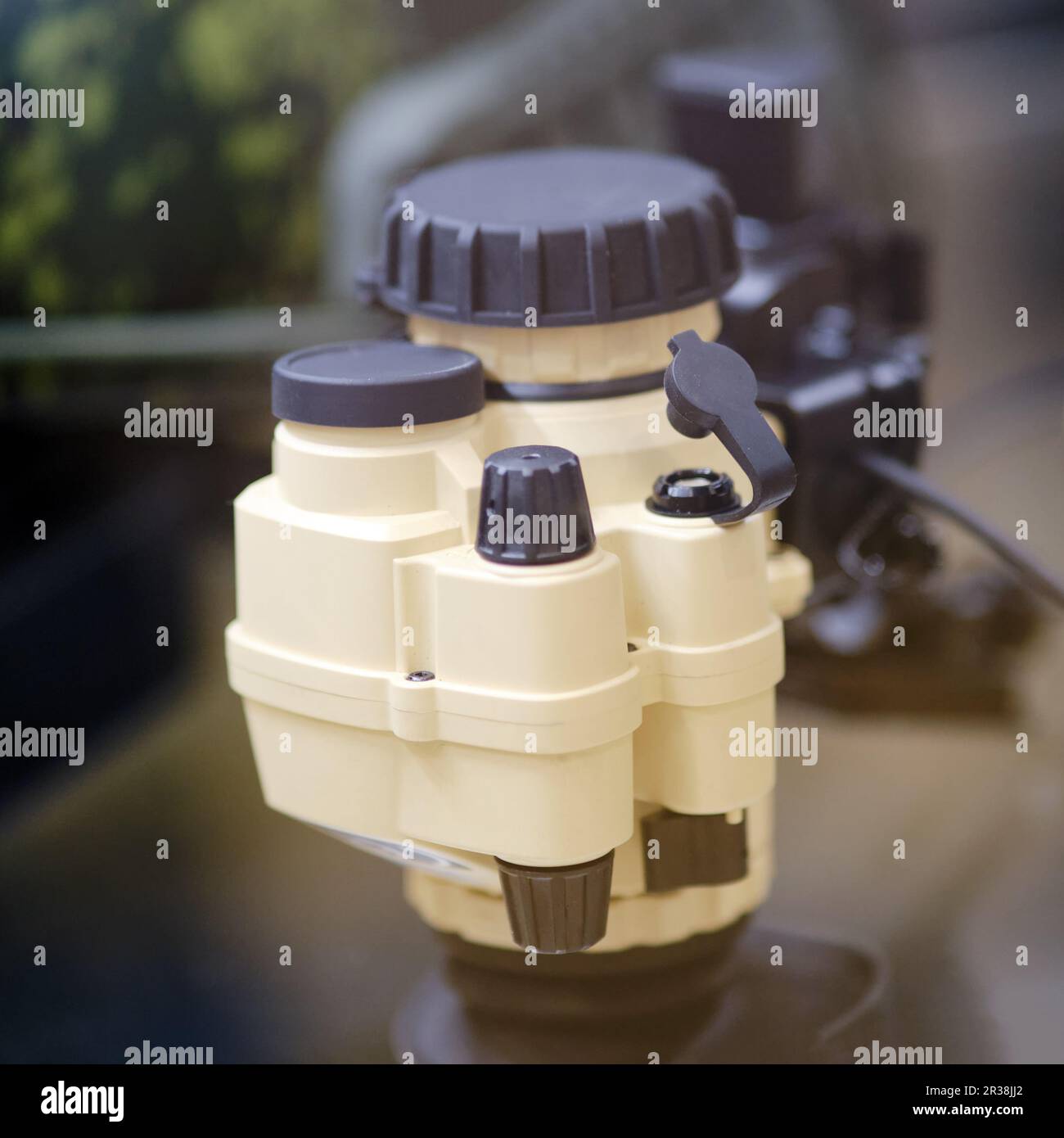 Tracking technology army hi-res stock photography and images - Alamy