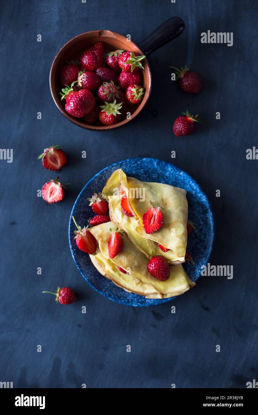 The crapes hi-res stock photography and images - Alamy