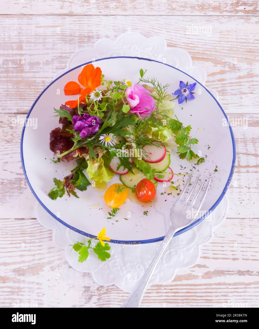 Floral summer salad Stock Photo - Alamy