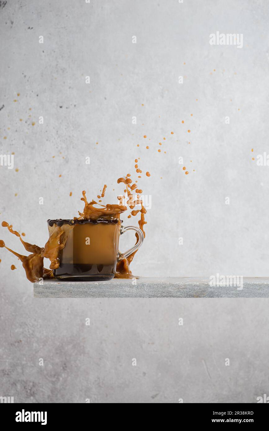 Hot chocolate drink splash hi-res stock photography and images - Alamy