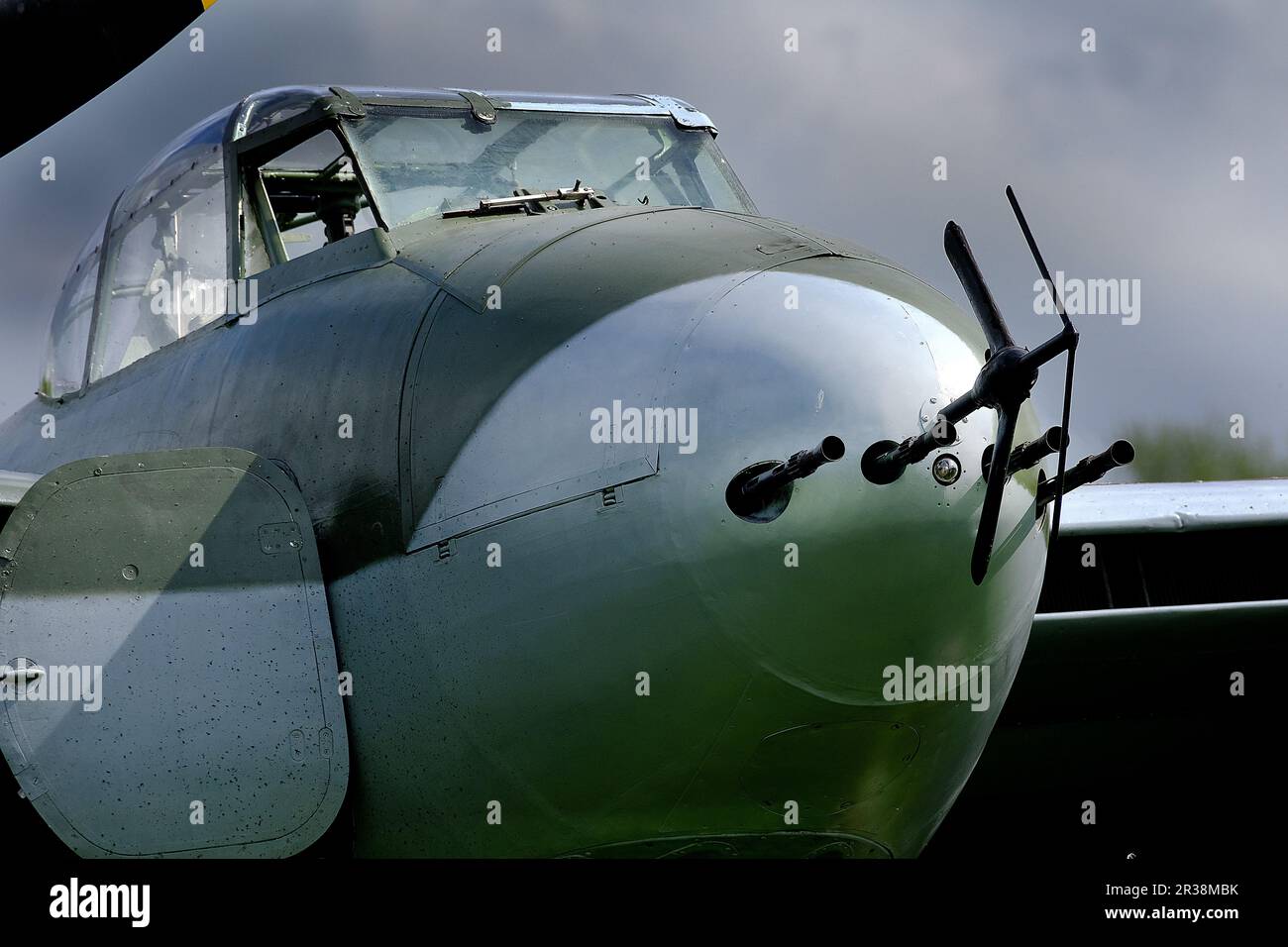 The de Havilland DH.98 Mosquito is a British twin-engined, shoulder ...