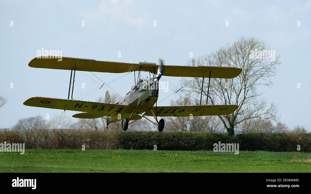 Real aircraft environment hi-res stock photography and images - Alamy