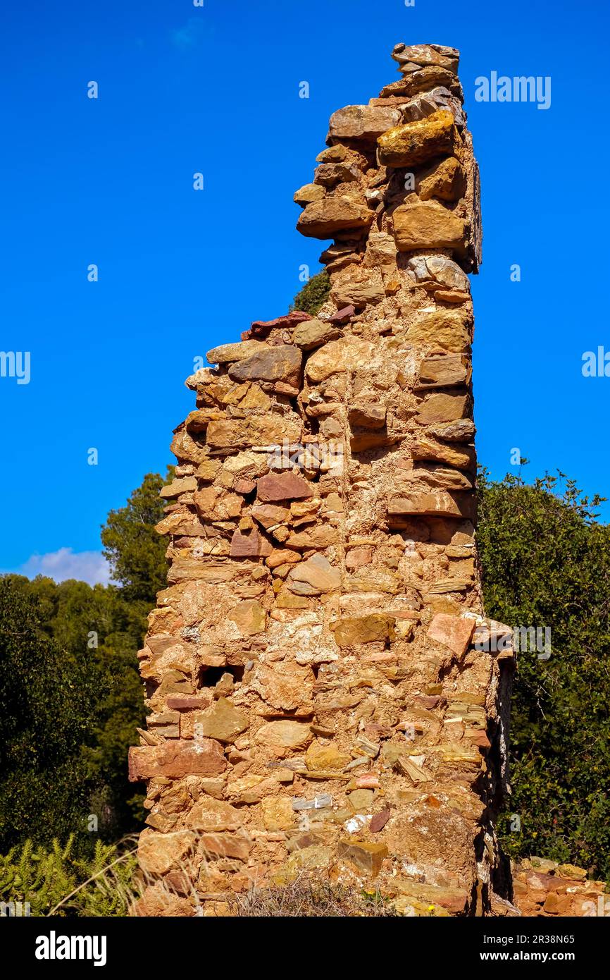 Buildings and ruins hi-res stock photography and images - Alamy