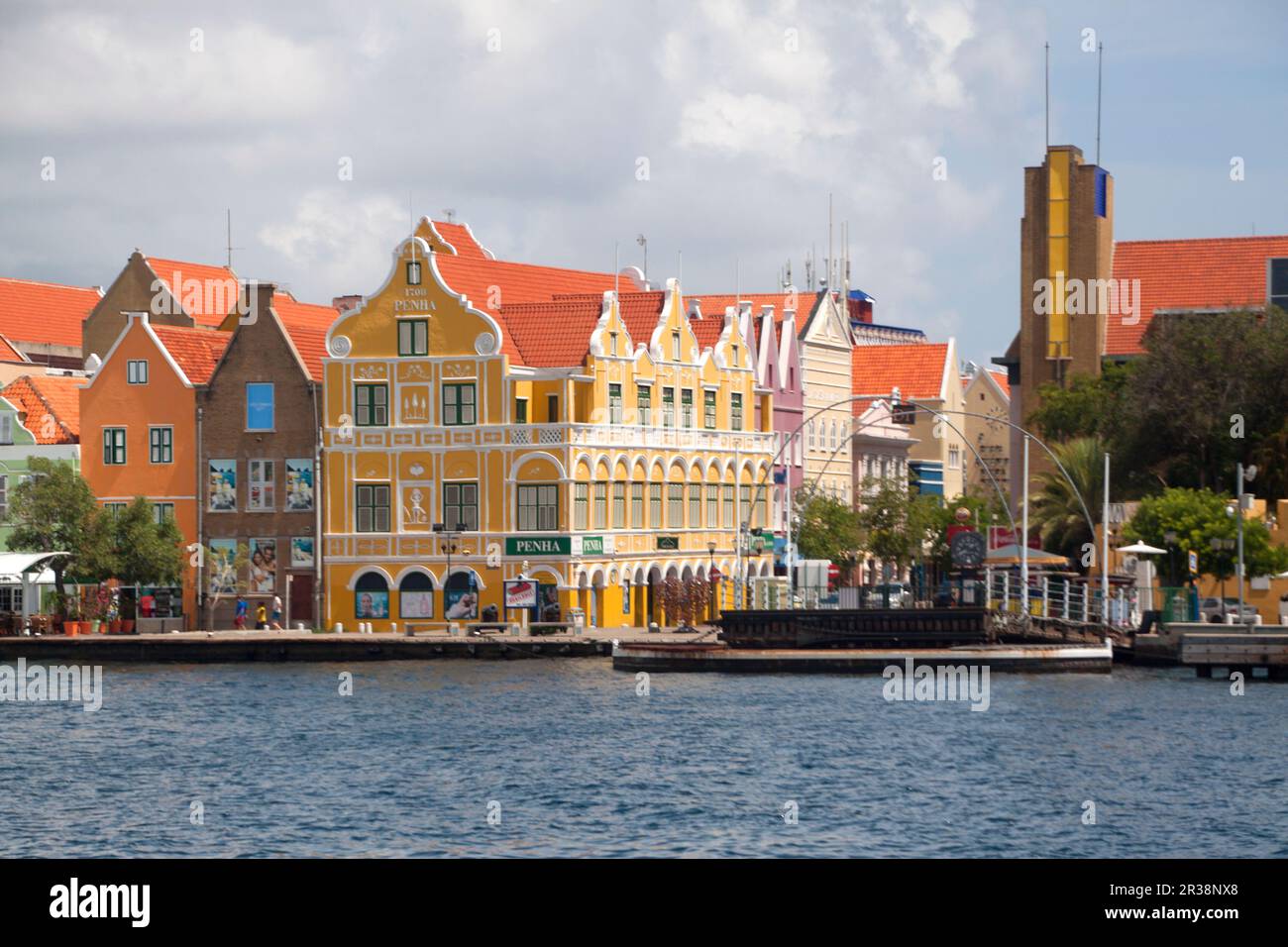 Curacao caribbean island willemstad hi-res stock photography and images ...