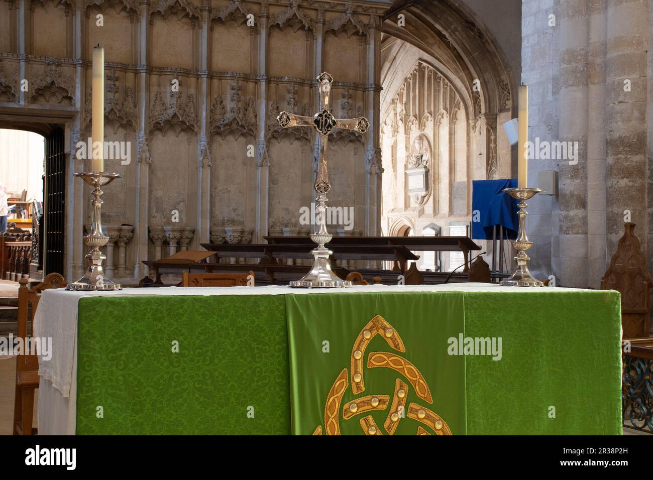 Traditional altar in large church Stock Photo - Alamy