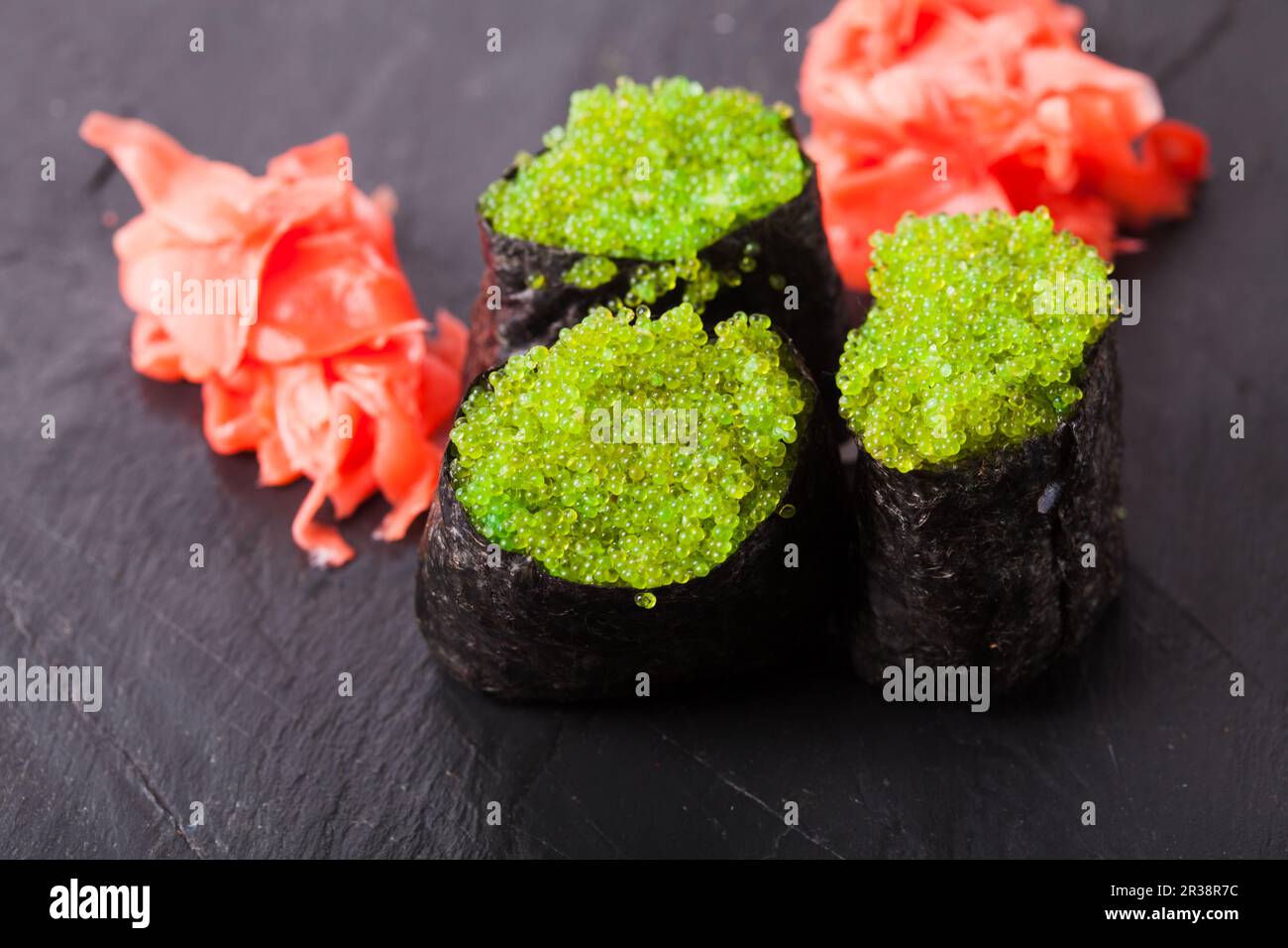 Tobiko Nigiri