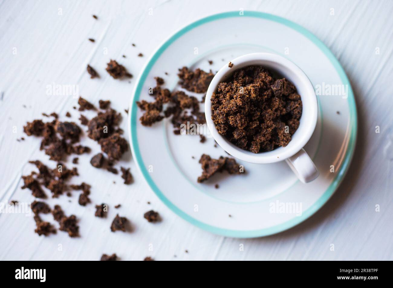 Molasses cup hi-res stock photography and images - Alamy