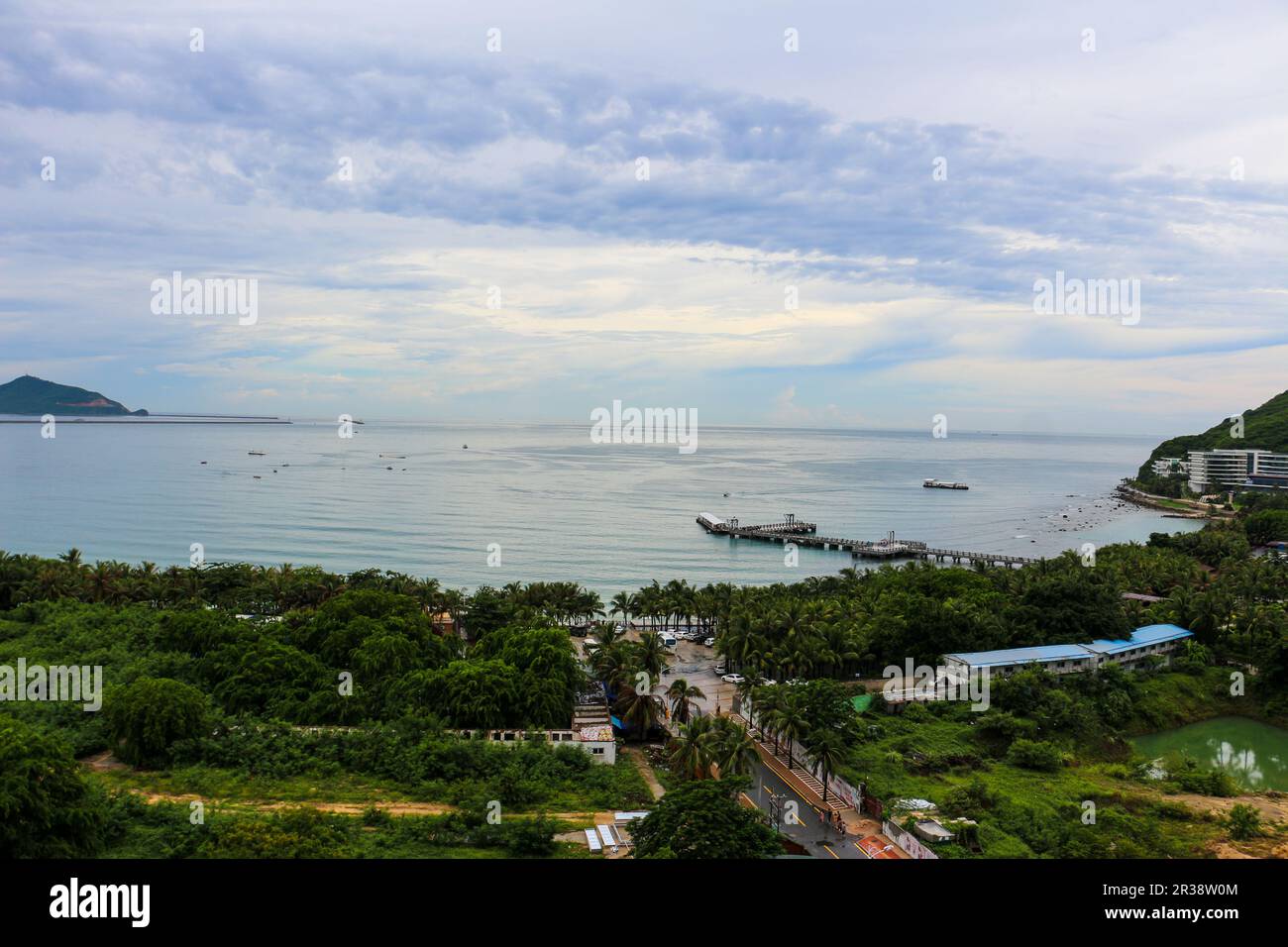 Hainan sanya island island tropical rainforest animals hi-res stock ...