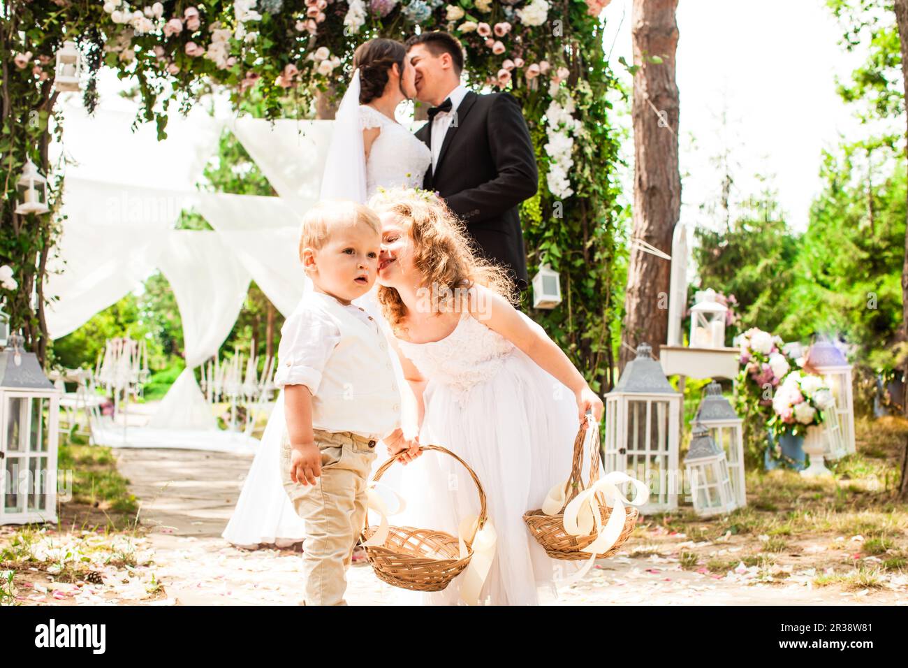 Child bride and bridegroom hi-res stock photography and images - Alamy