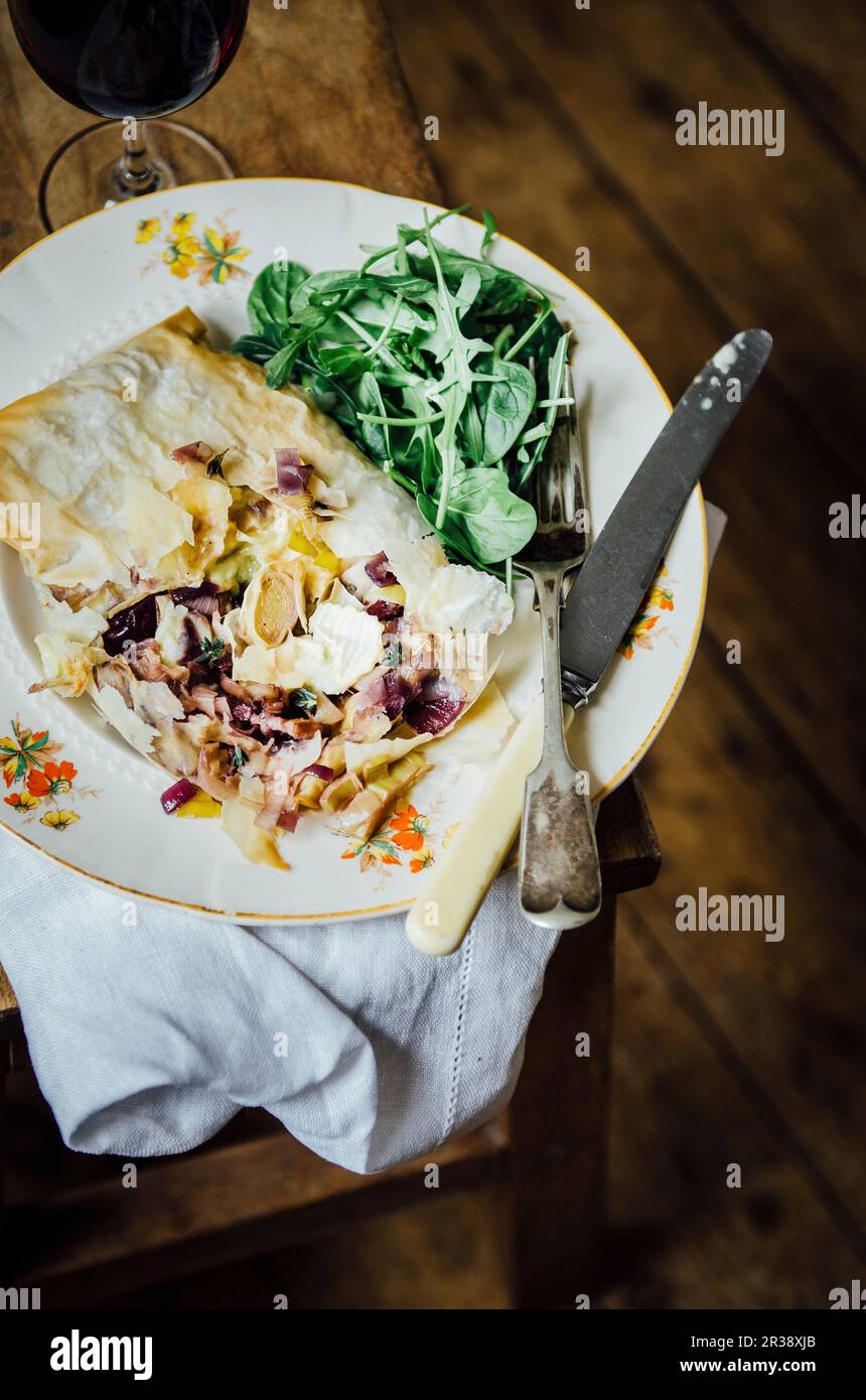 Filo pastry products hi-res stock photography and images - Alamy