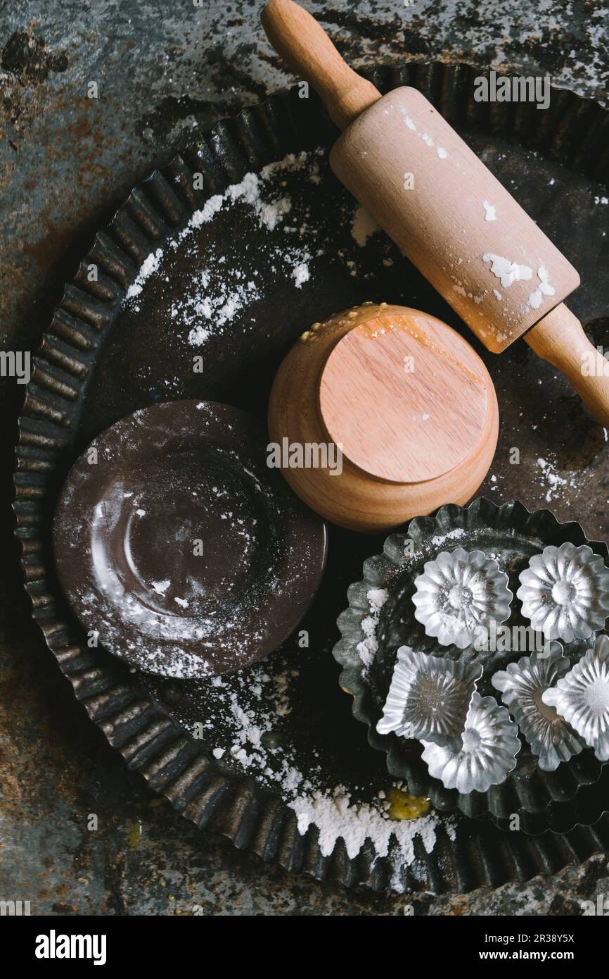 Various baking utensils hi-res stock photography and images - Alamy