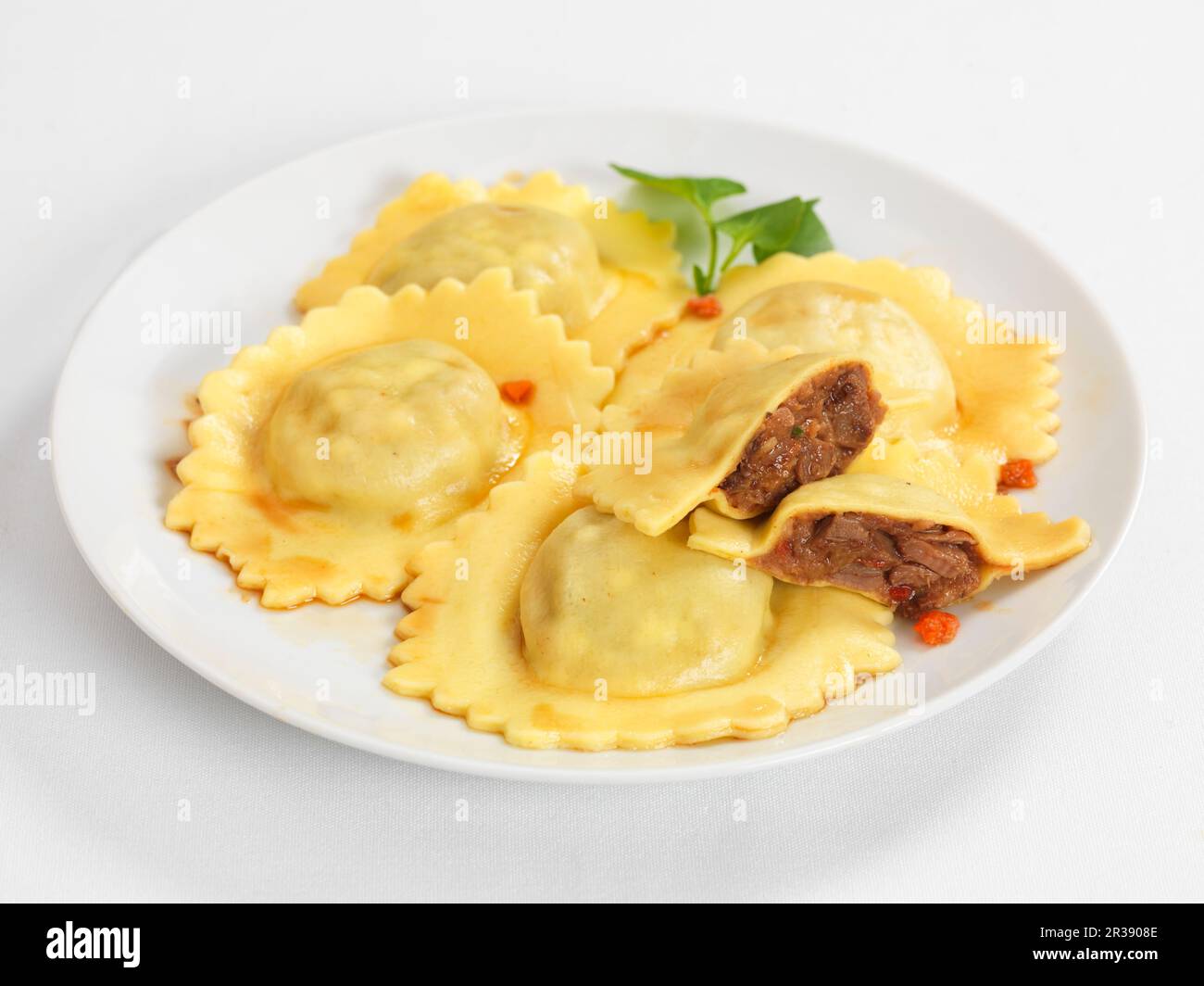 Filled outline hi-res stock photography and images - Alamy