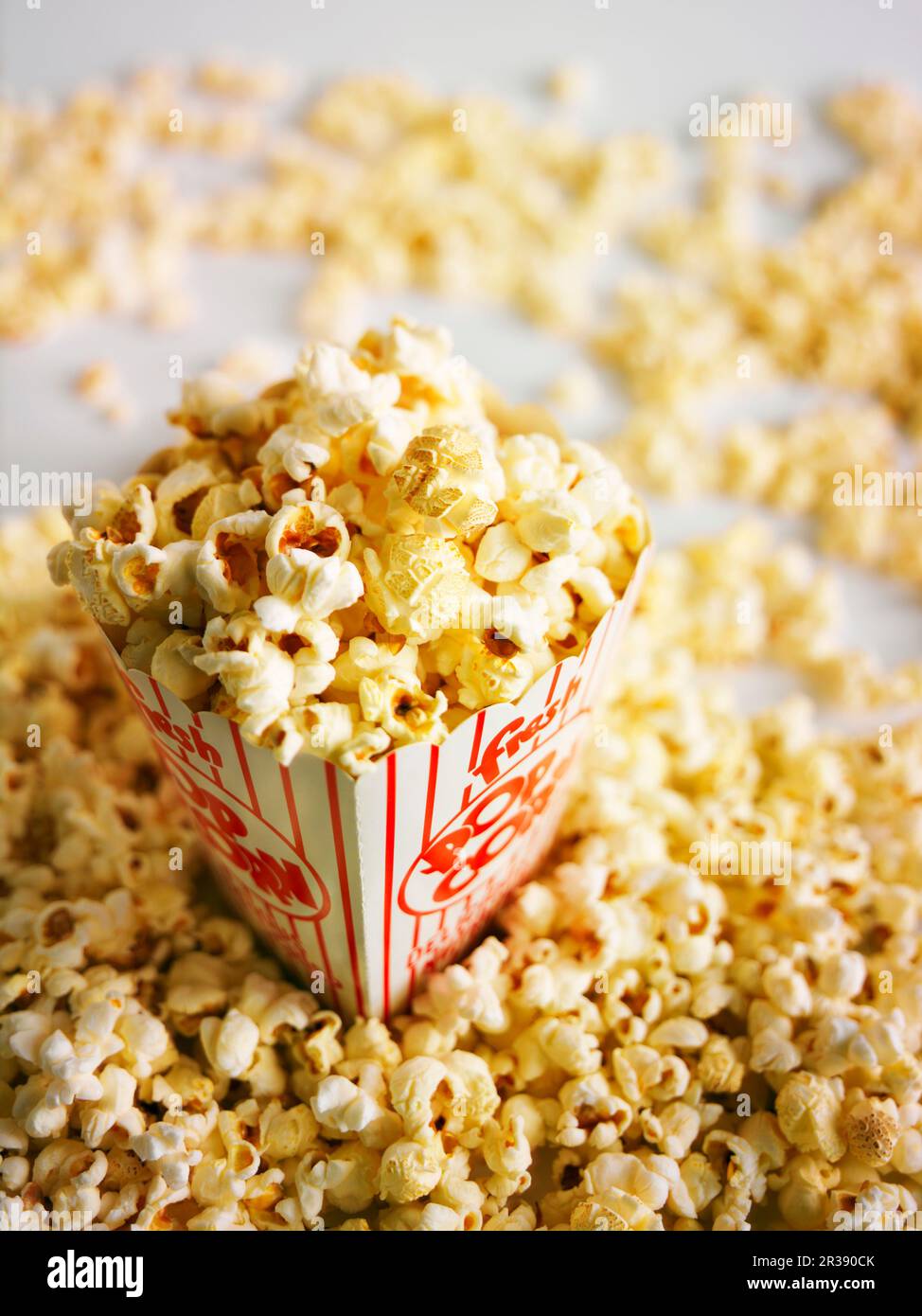Popcorn recipe hi-res stock photography and images - Alamy