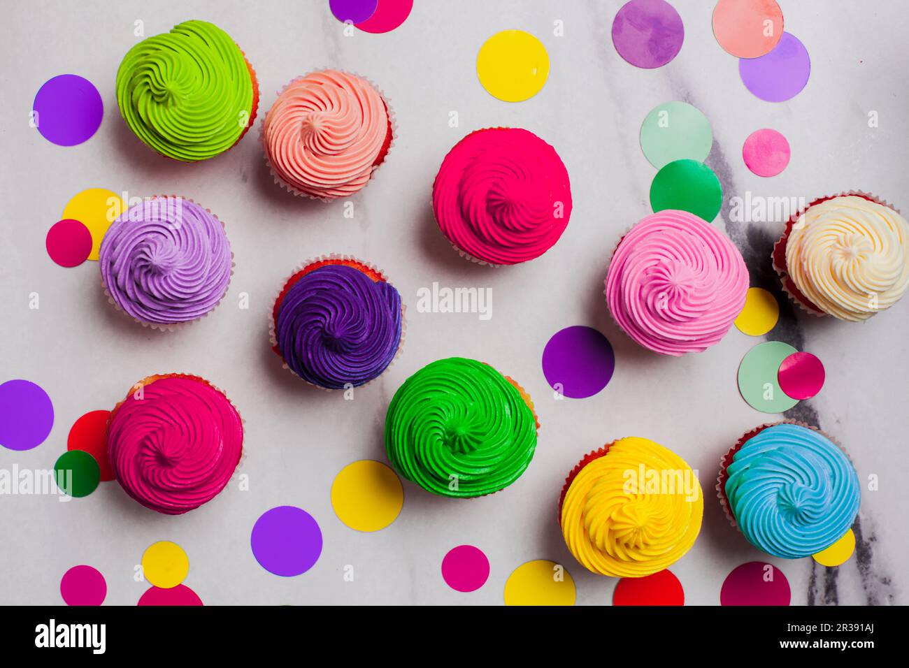 Flat rainbow hi-res stock photography and images - Alamy