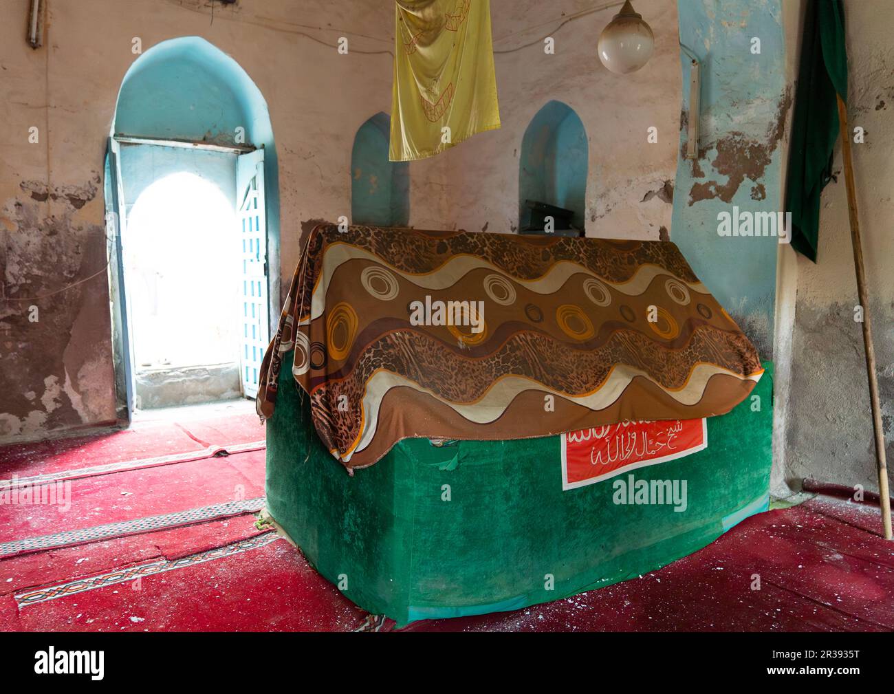 Shrine in the Mosque of Sheikh Hamal, Northern Red Sea, Massawa ...