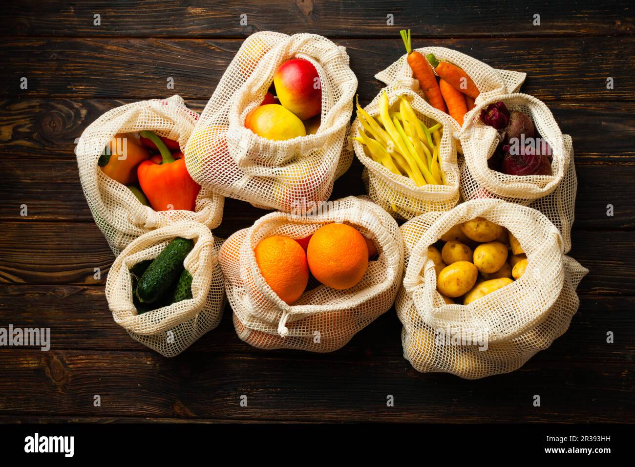 Bags of vegetables hi-res stock photography and images - Alamy