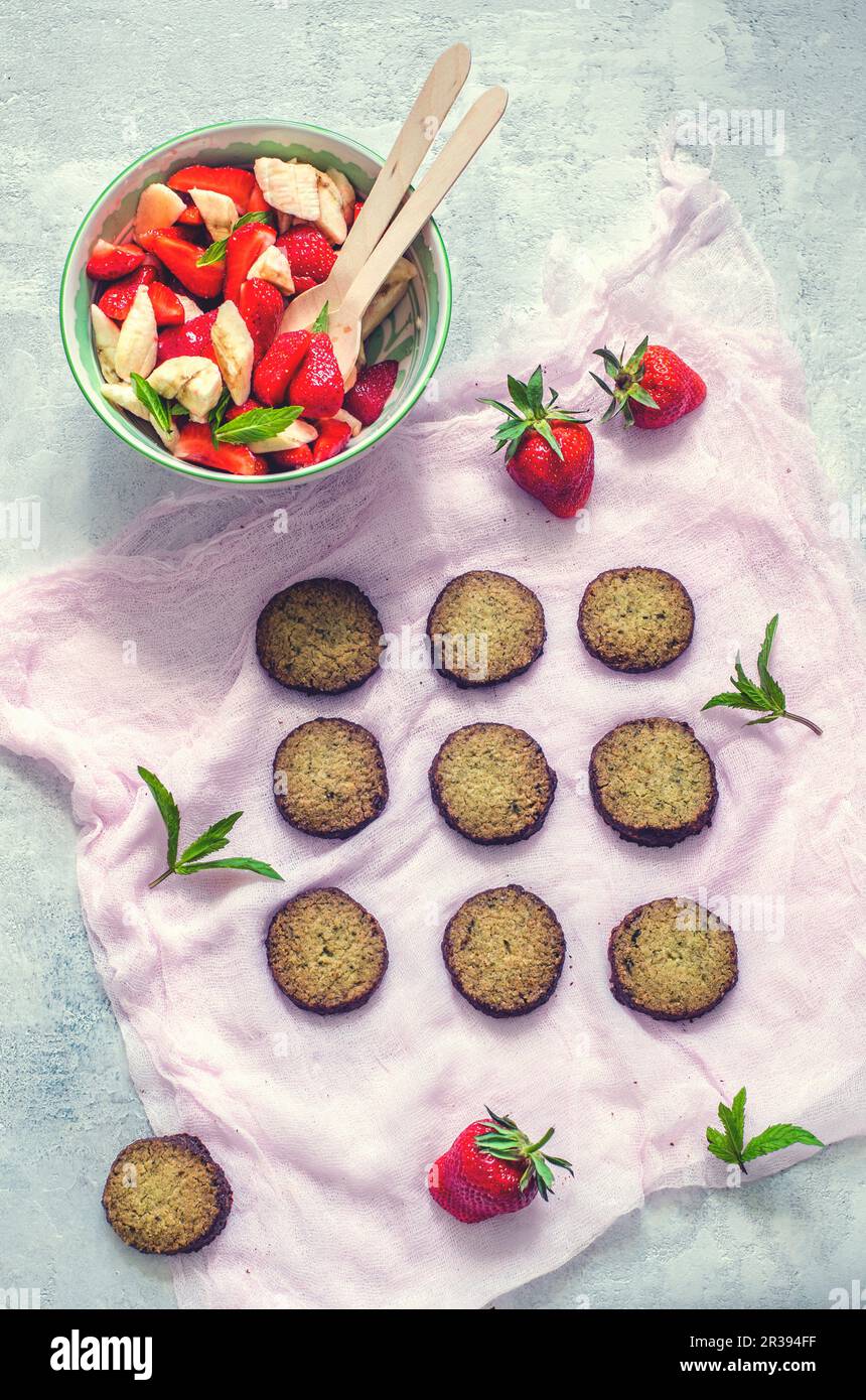 Biscuits with fruits salad Stock Photo - Alamy