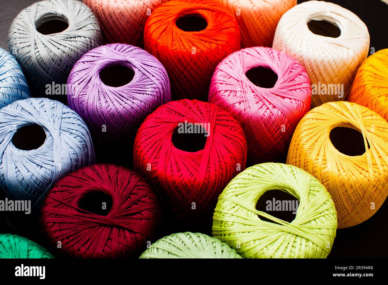 Rainbow yarn hi-res stock photography and images - Alamy