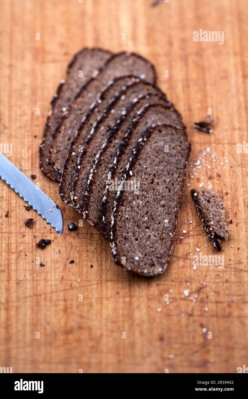 Sliced black bread hi-res stock photography and images - Alamy