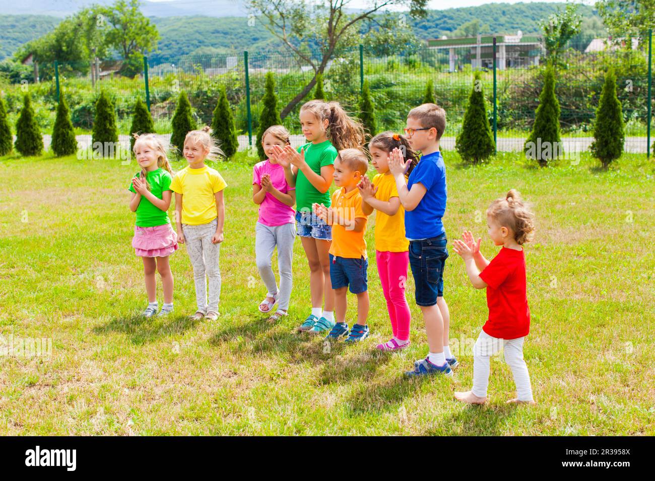 Clapping animation hi-res stock photography and images - Alamy