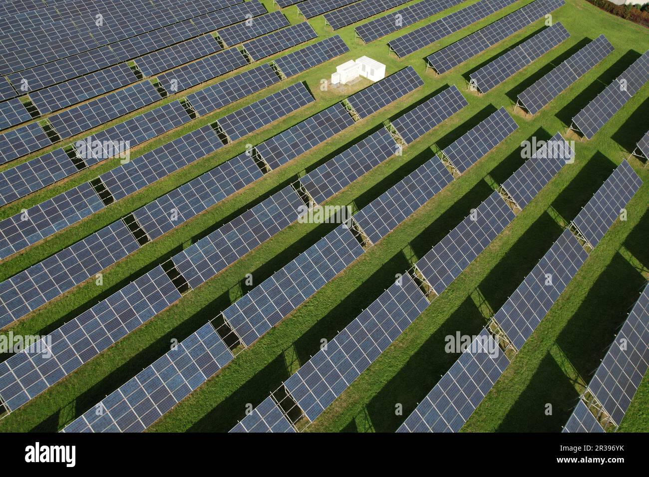 Modern solar power plant, photovoltaic panels green energy electricity ...