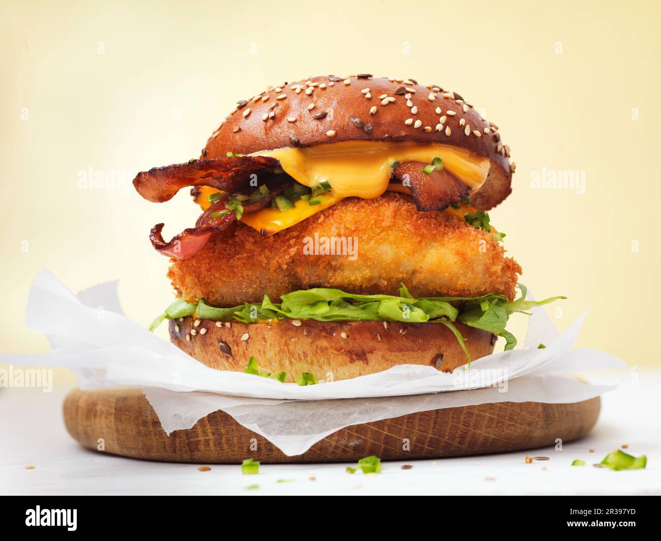 Photo shot of chicken burger hi-res stock photography and images - Alamy