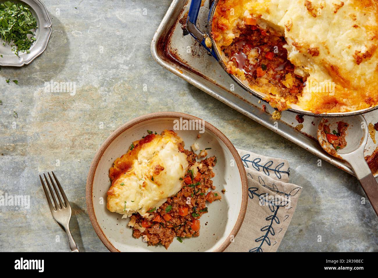 Top view shepherds pie hi-res stock photography and images - Alamy