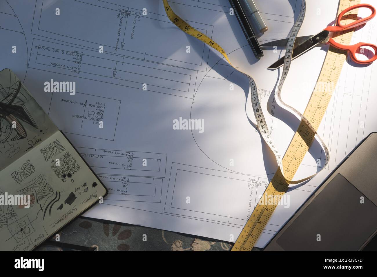 fashion designer tools in the fashion business. The dressmaker's ...