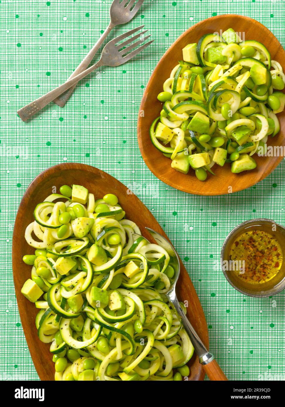 Courgettes spiral hi-res stock photography and images - Alamy