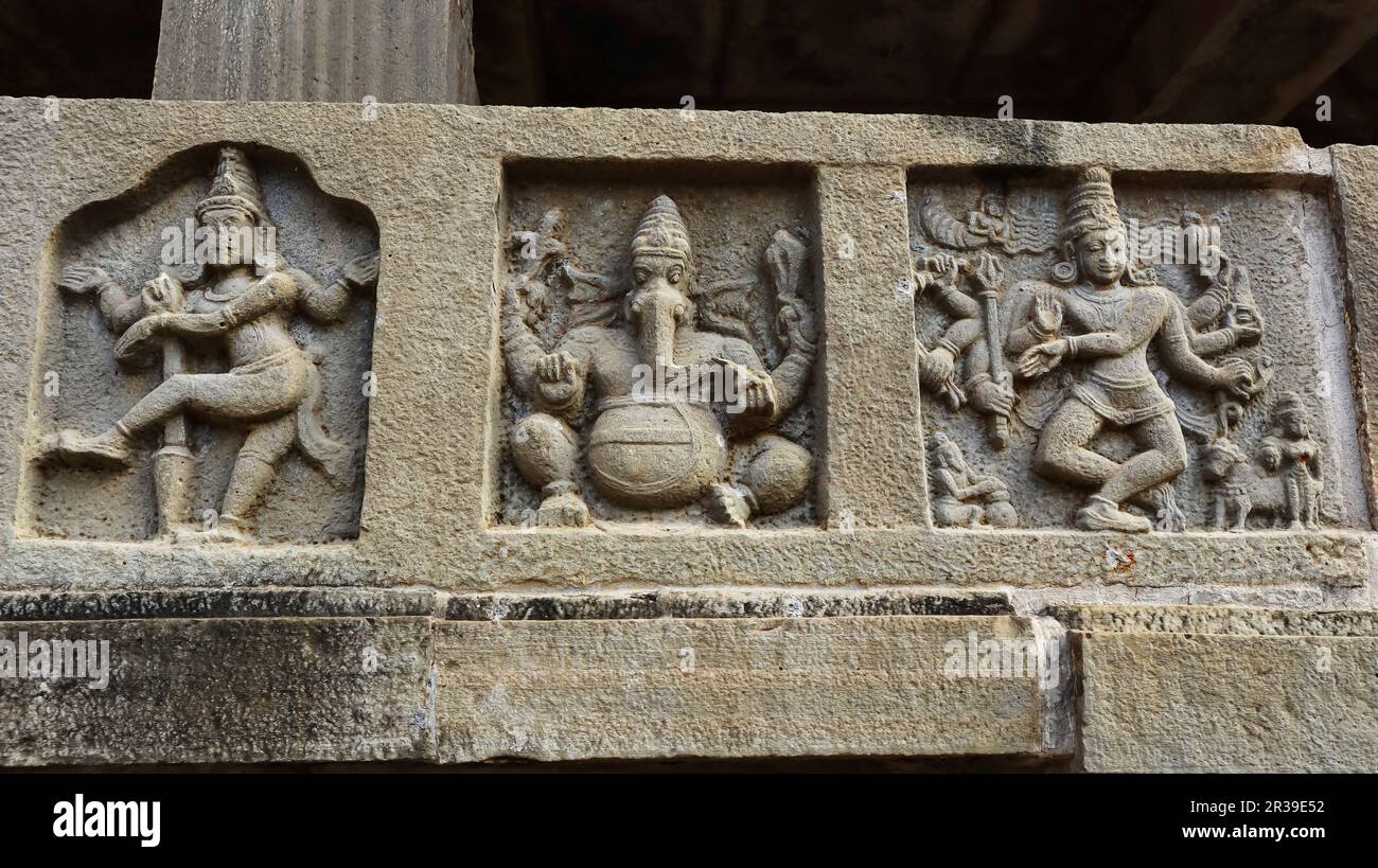 Carving Sculpture of Lord Shiva and Lord Ganesha on the Sri Kamakshi ...