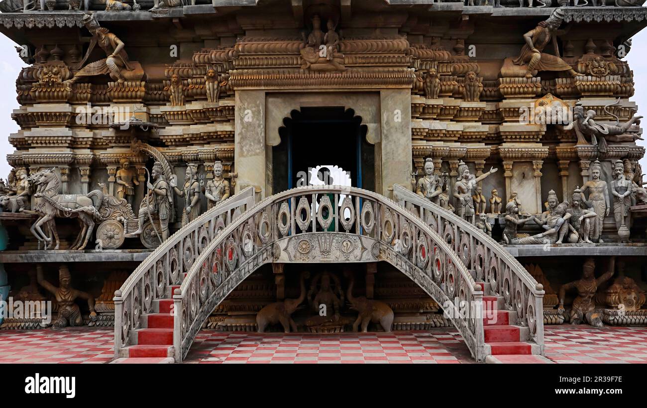 Scenes of Ramayana Depicting on the Temple Sri Kodanda Rama Temple ...