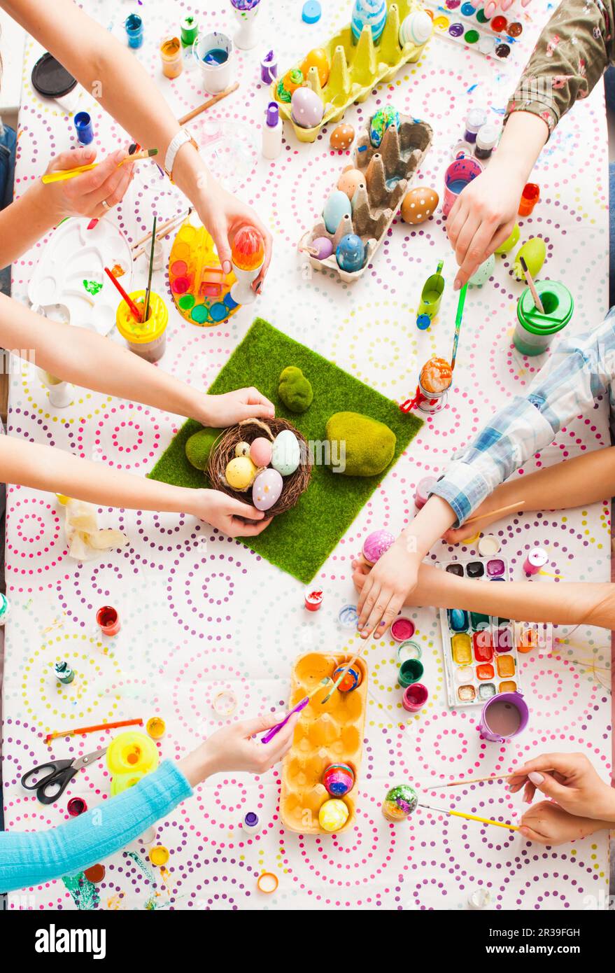 Kids hands hi-res stock photography and images - Alamy