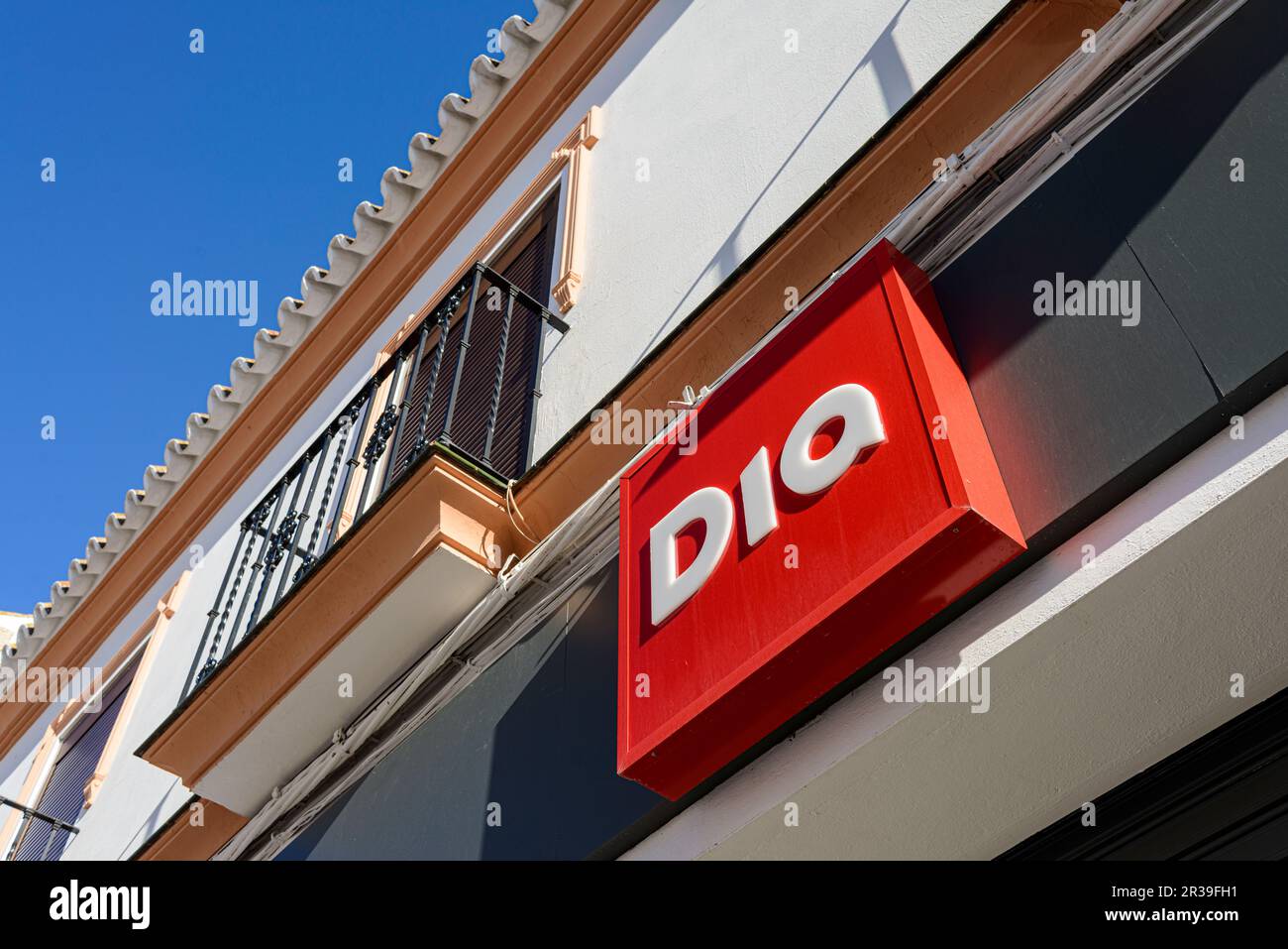 Everyday low price sign hi-res stock photography and images - Alamy