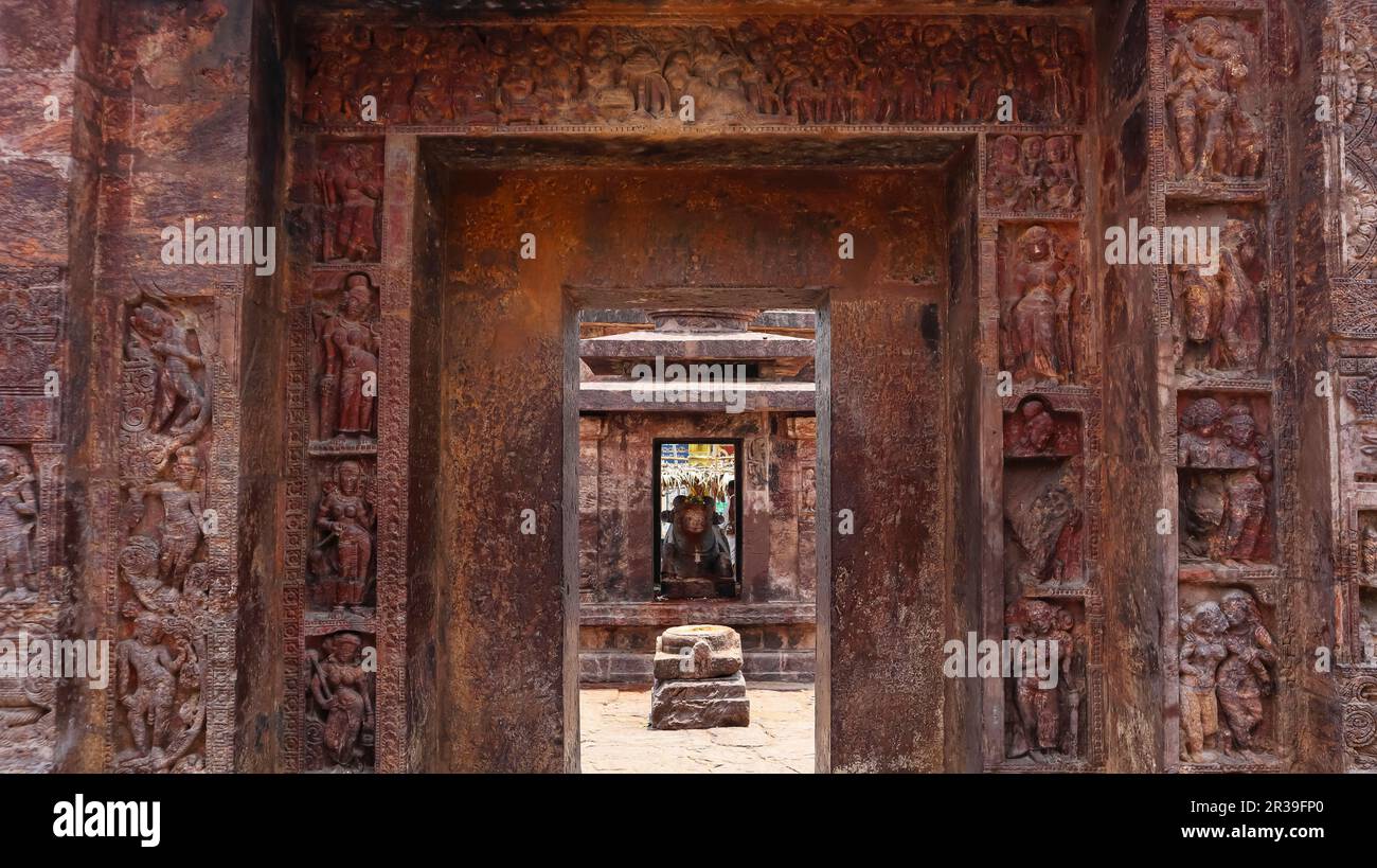 Carvings of Human Life on the Entrance of Srimukhalingeswara Temple ...