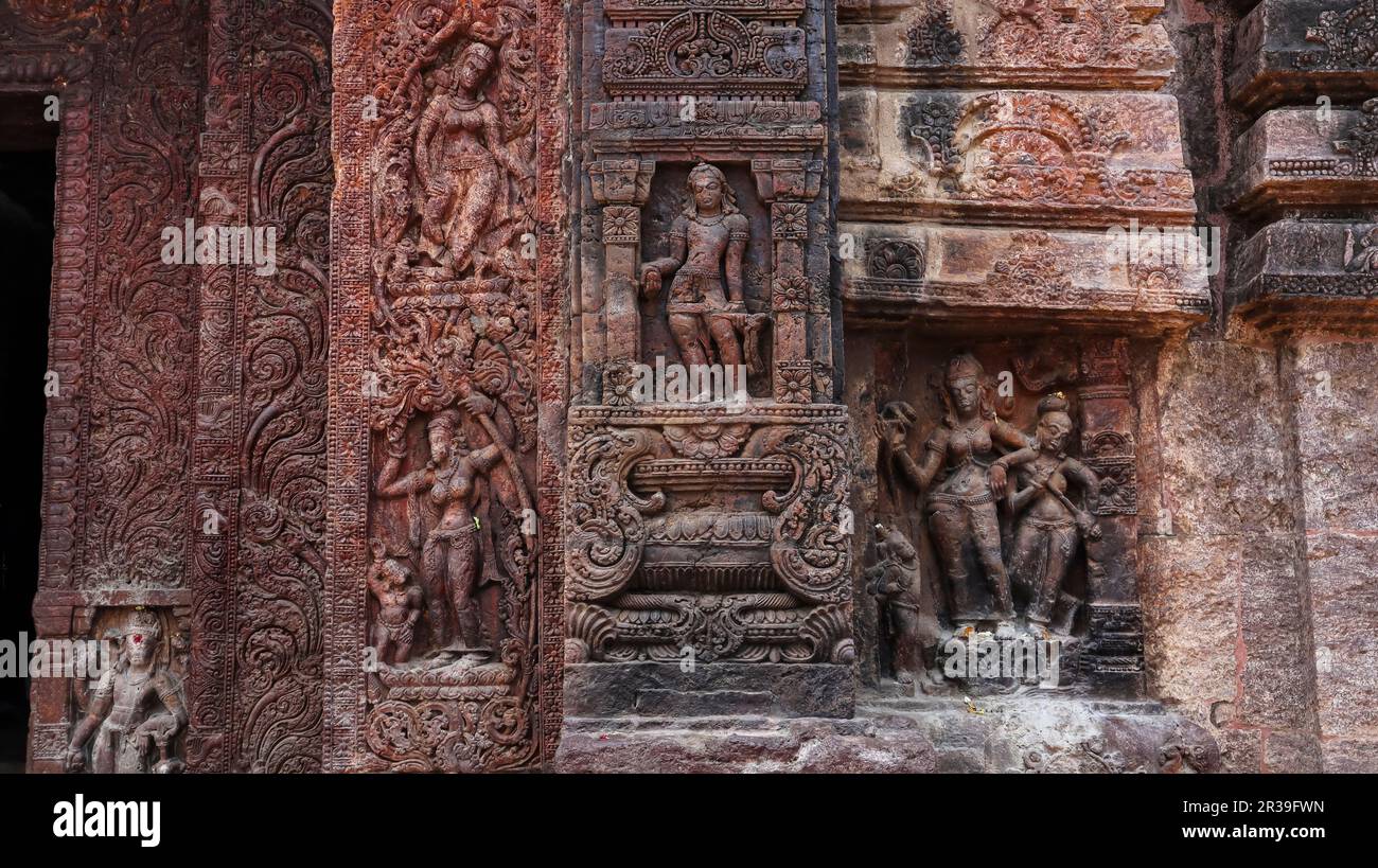 Depicting of Ancient Human Life on the Entrance of Srimukhalingeswara ...