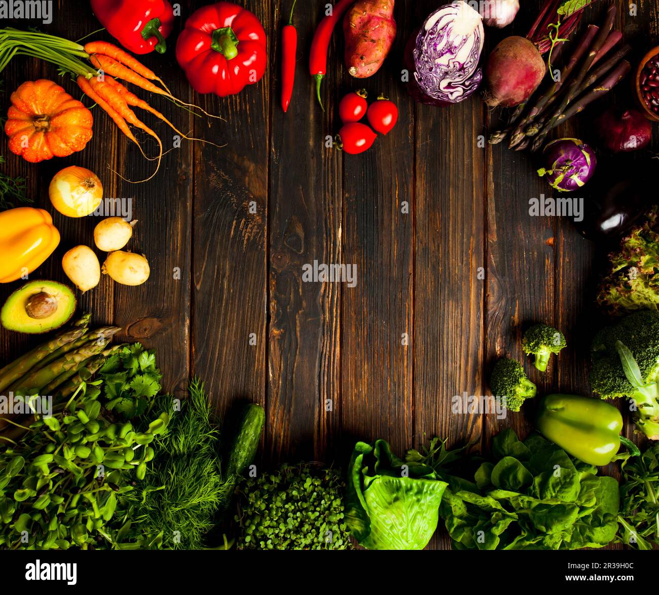 Dark greens hi-res stock photography and images - Alamy