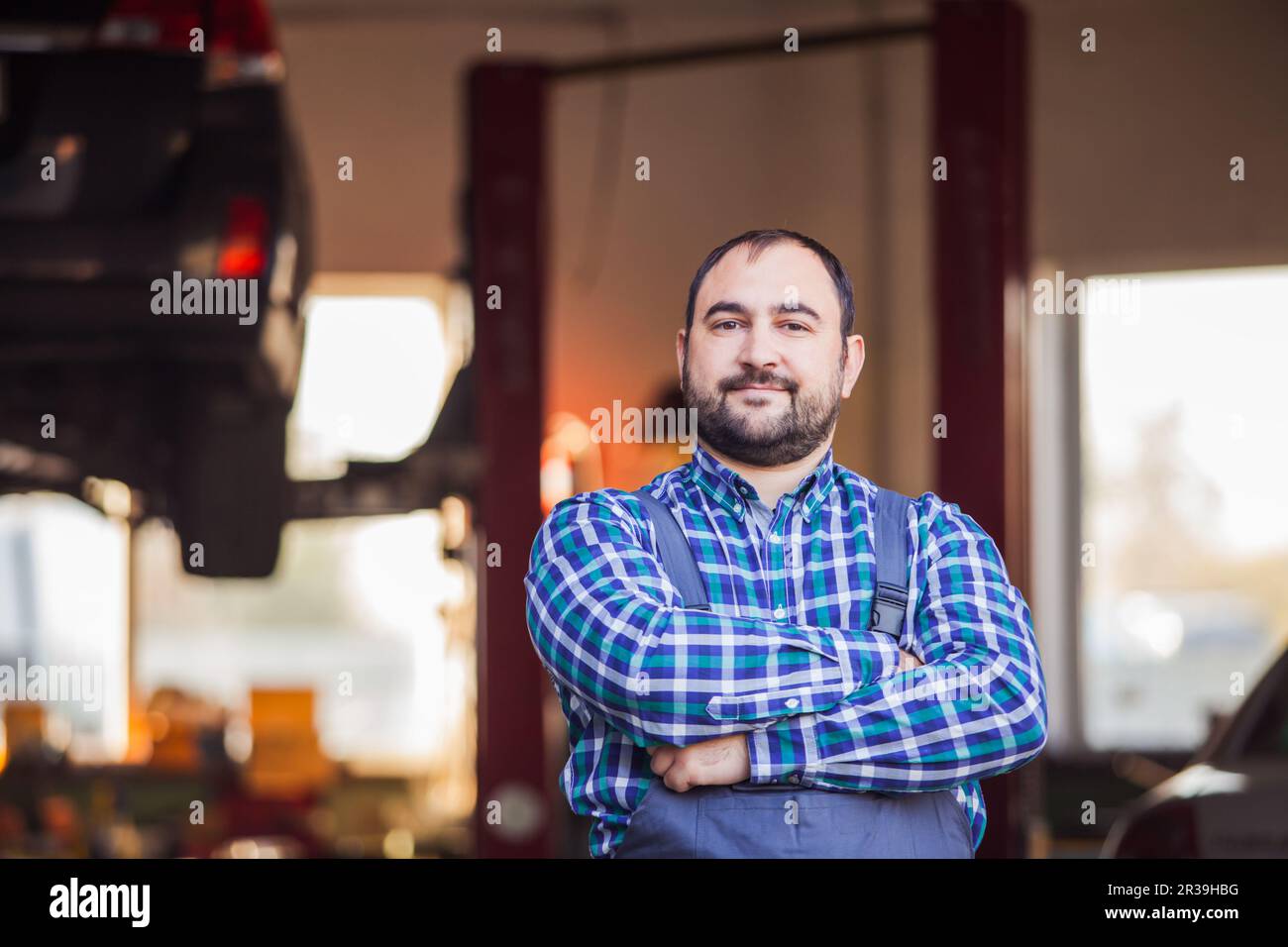 Mechanical arms hi-res stock photography and images - Alamy