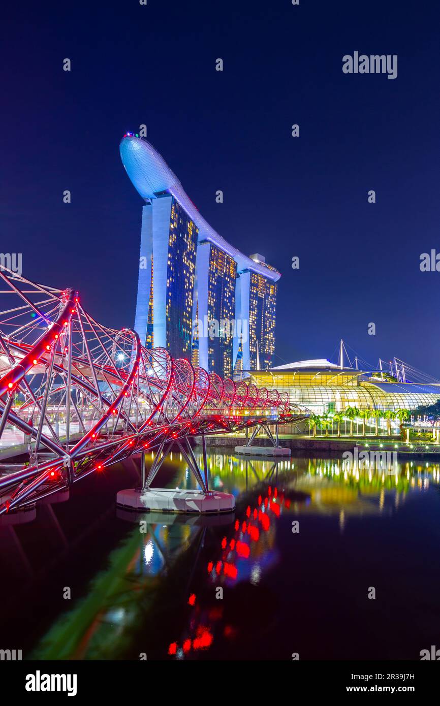 Marina Bay in Singapore, including the Marina Bay Sands Hotel and Helix ...