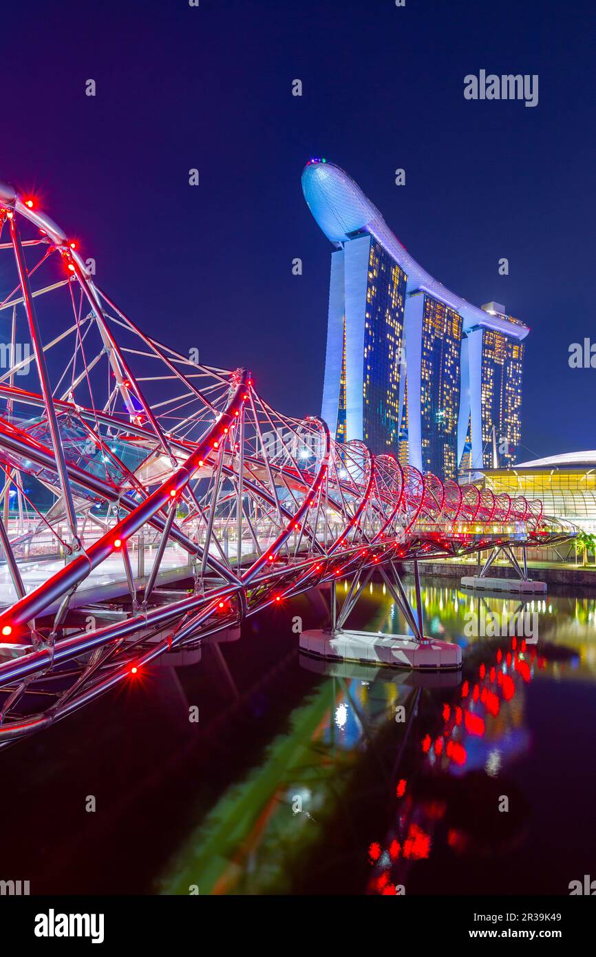 Marina Bay in Singapore, including the Marina Bay Sands Hotel and Helix ...