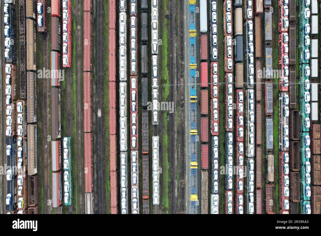 Wagon stations hi-res stock photography and images - Alamy