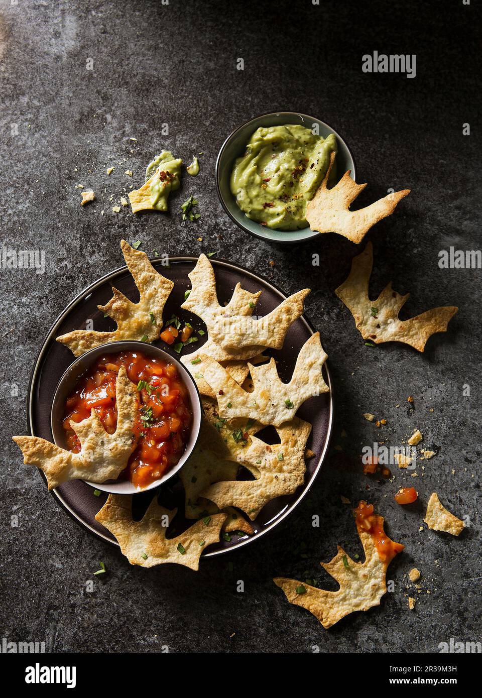 Torilla chips hi-res stock photography and images - Alamy