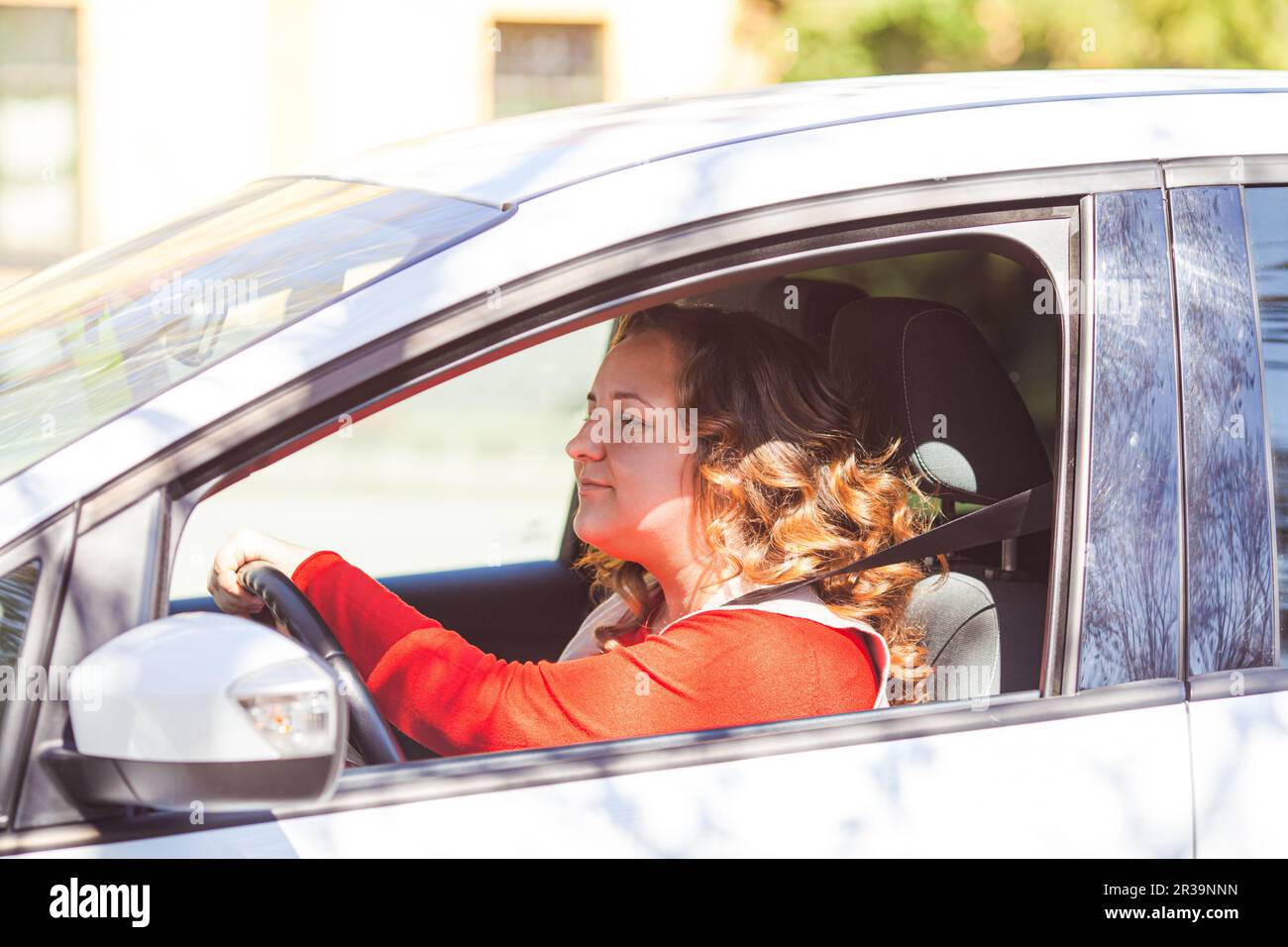 Woman and her car hi-res stock photography and images - Alamy