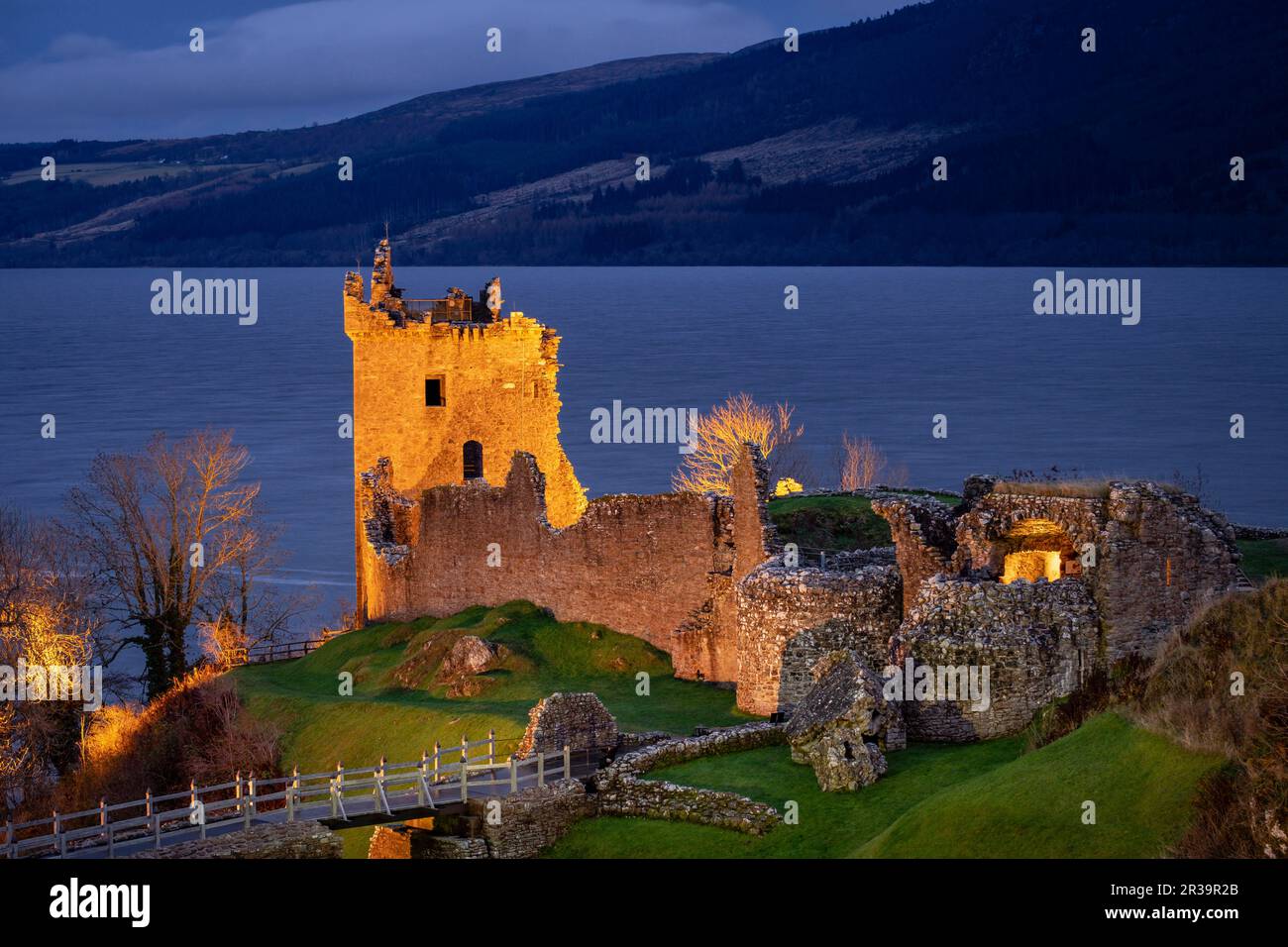 Castillo escoces hi-res stock photography and images - Alamy