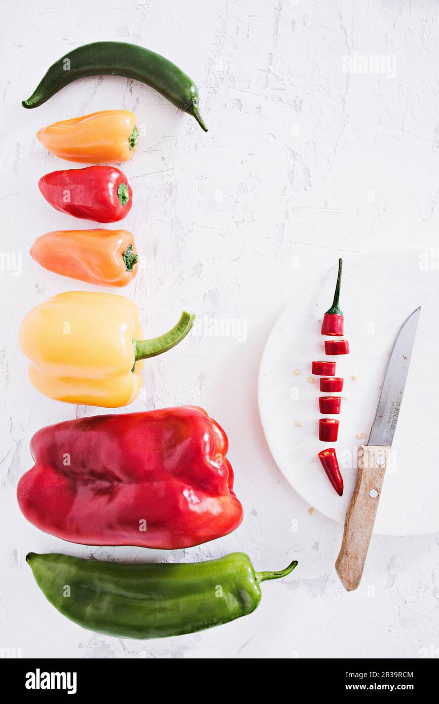 Red bell peppers plan view hi-res stock photography and images - Alamy