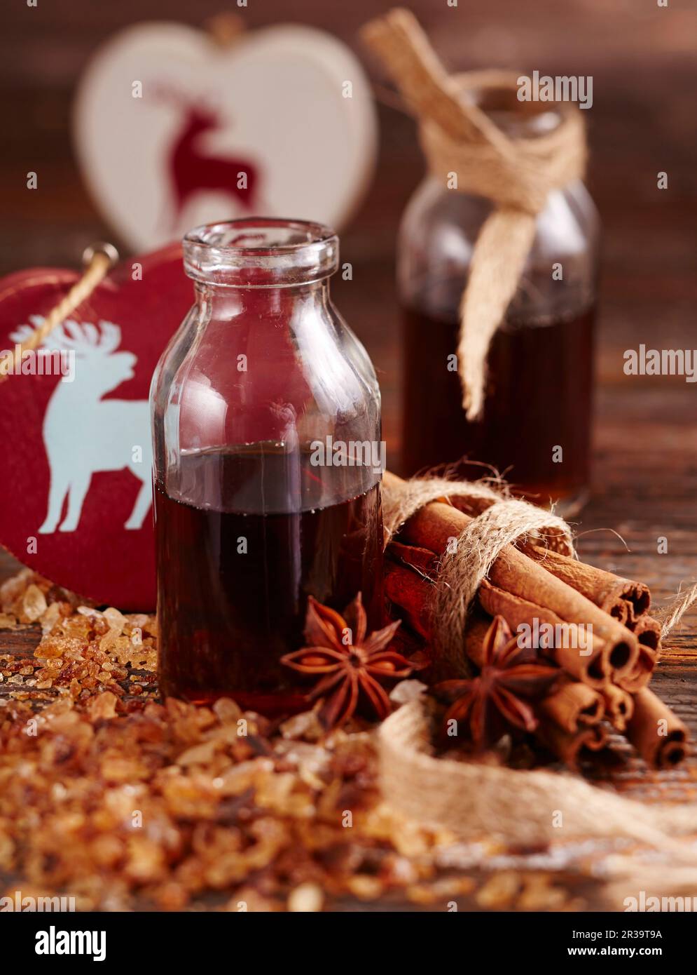 Homemade syrup with cinnamon, star anise and rock sugar Stock Photo - Alamy